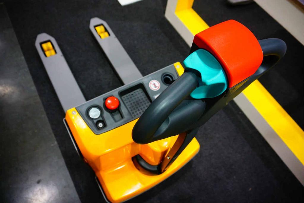 How Proper Tool Use Increases Your Safety at Work